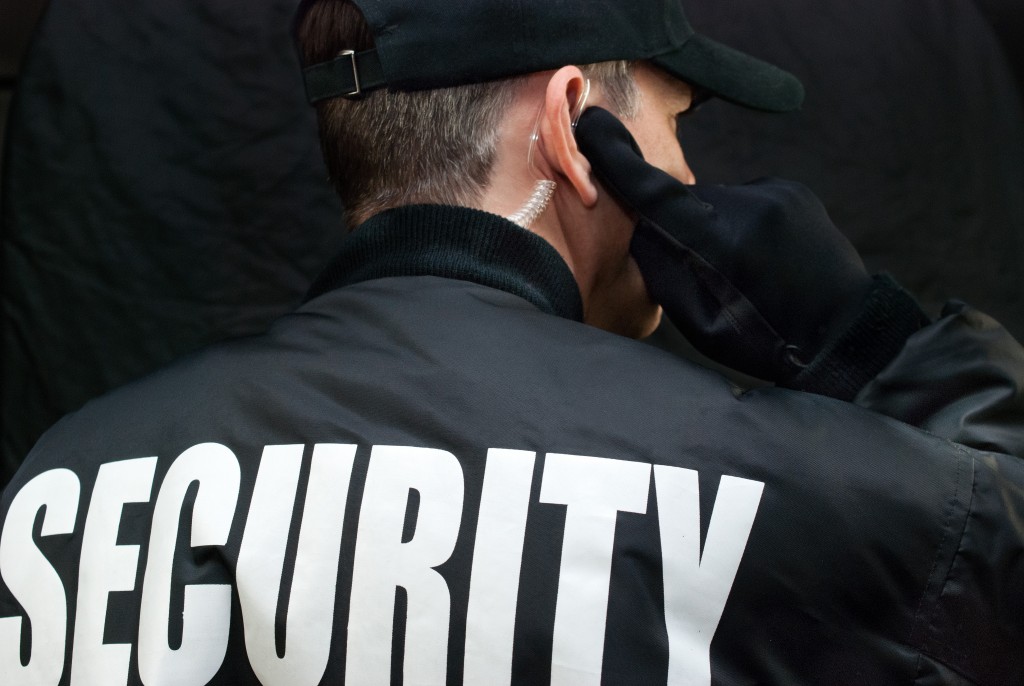 3 Ways That Your Security Guards Are Agents of Customer Service ...
