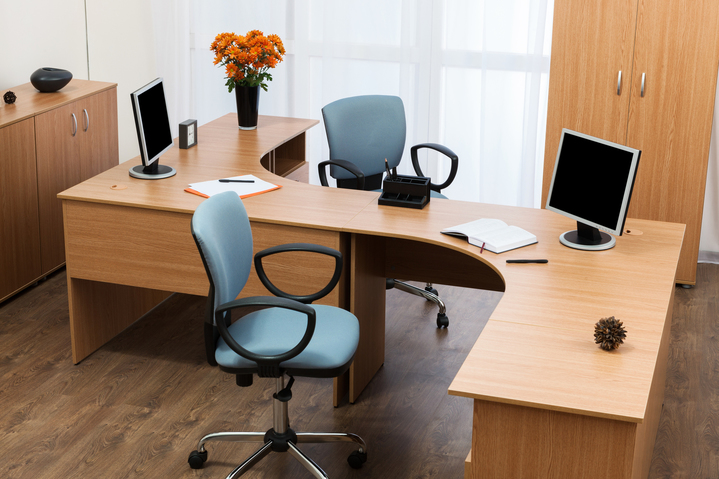 How You Can Arrange Office Furniture in a Small Area